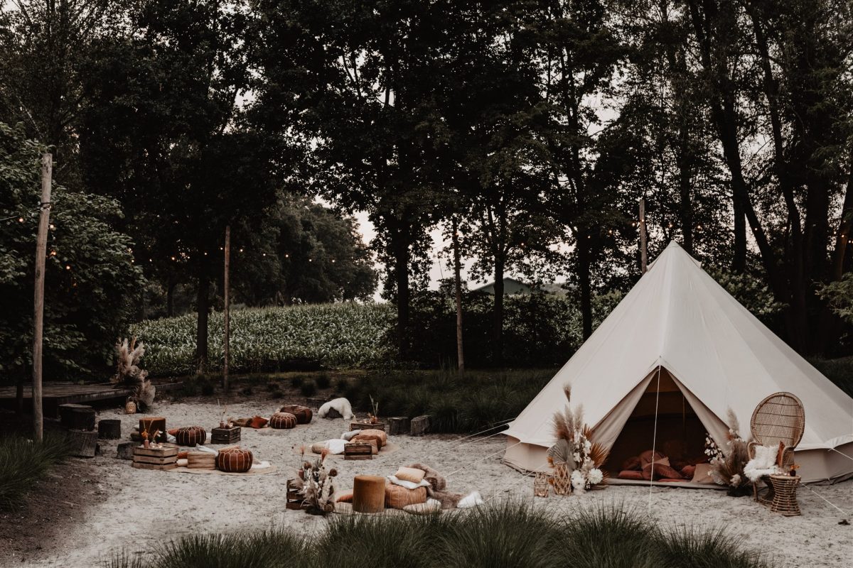 Trouwen in een tent in Brabant - Trouwen in Brabant